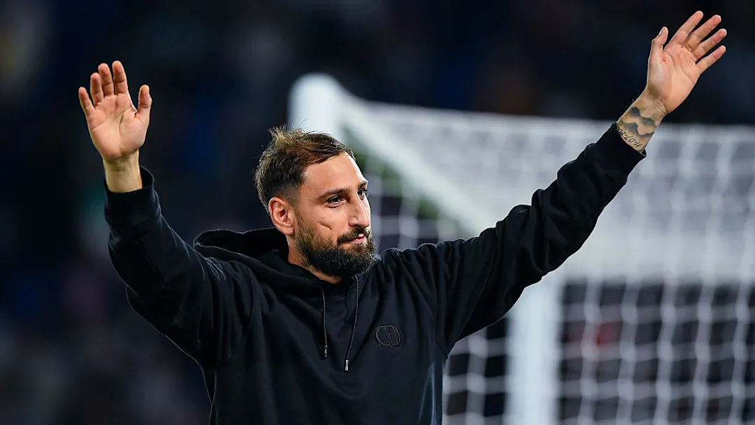 Gianluigi Donnarumma har valt ett exempellöst Premier League-tröjnummer ...