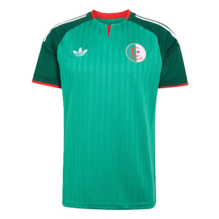 Algeriet fotbollströja VM 2026 Rayan Aït-Nouri 15 Herr Bortatröja